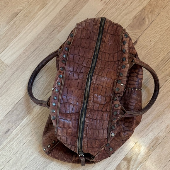 Bags | Vintage Slouchy Shoulder Bag Brown Croc Embossed Leather Et ...